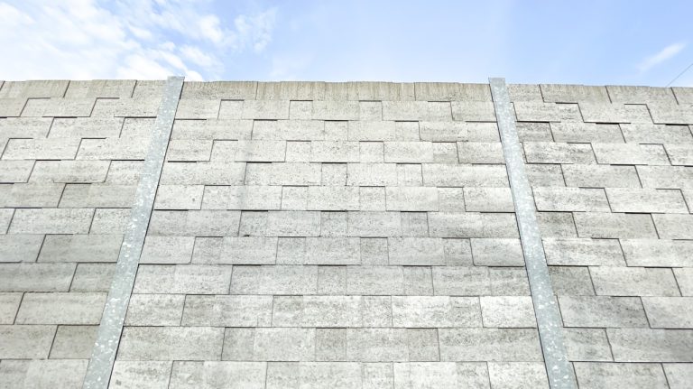 Dura-Crete – Superior Concrete Walls and Concrete Fences Since 1996